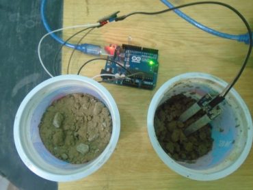 Arduino&Soil Moisture Sensor-Interfacing Tutorial-Circuit Diagram ...